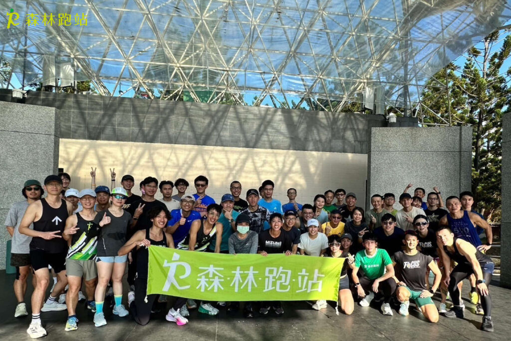 跑步動力鏈－李奇儒訓練交流分享會回顧 - 森林跑站 RunBase 官方網站 - 跑者的第二個家